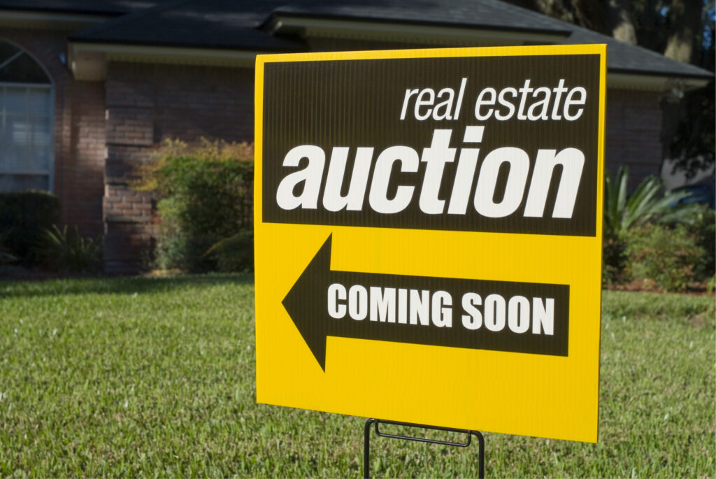 What is the Difference Between an Absolute Auction and a Reserve ...